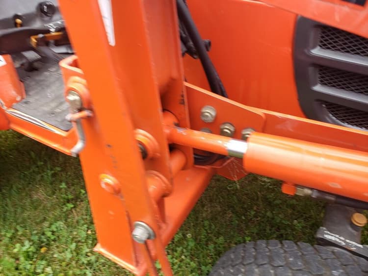 Kubota B2400 Tractors Less than 40 HP for Sale | Tractor Zoom