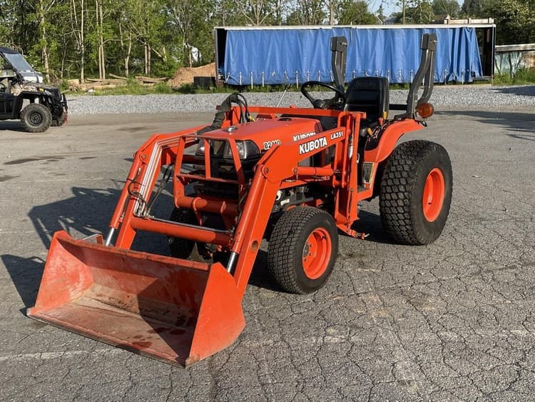Kubota B2410 Tractors Less than 40 HP for Sale | Tractor Zoom
