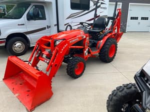 SOLD - Kubota B2601 Tractor Loader Backhoe Tractors with 206 Hrs ...