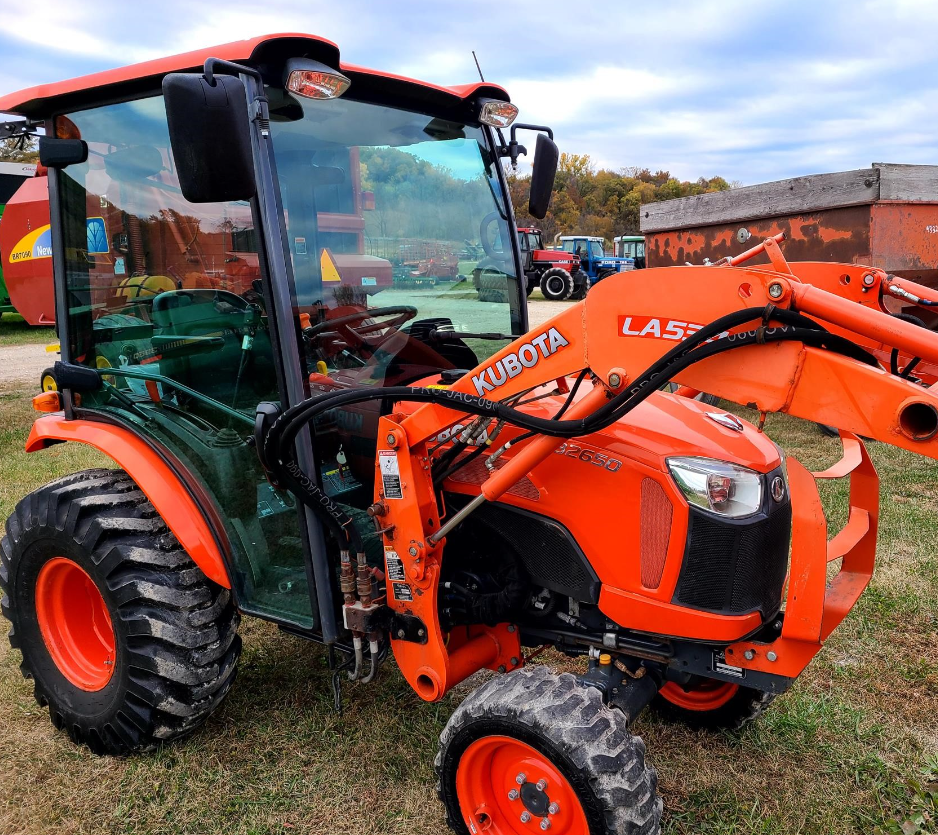 SOLD - Kubota B2650 Tractors with 550 Hrs | Tractor Zoom