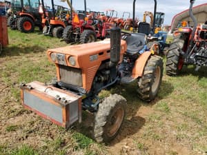 SOLD - Kubota B6100 Lot No. 1913 Tractors with 4,167 Hrs | Tractor Zoom