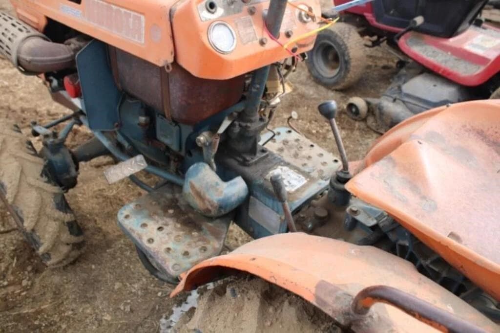 Kubota B6100 Tractors Less than 40 HP for Sale | Tractor Zoom