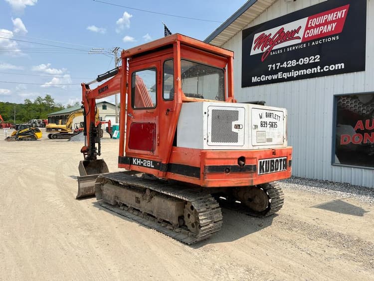 Kubota KH-28L Construction Compact Excavators for Sale | Tractor Zoom