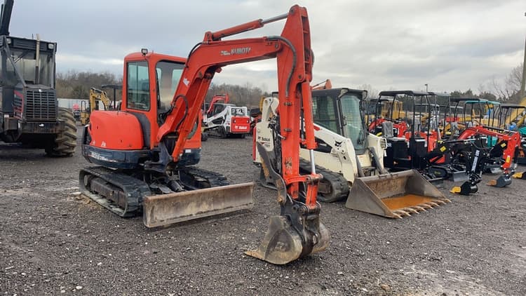 Kubota KX121-3 Construction Compact Excavators for Sale | Tractor Zoom