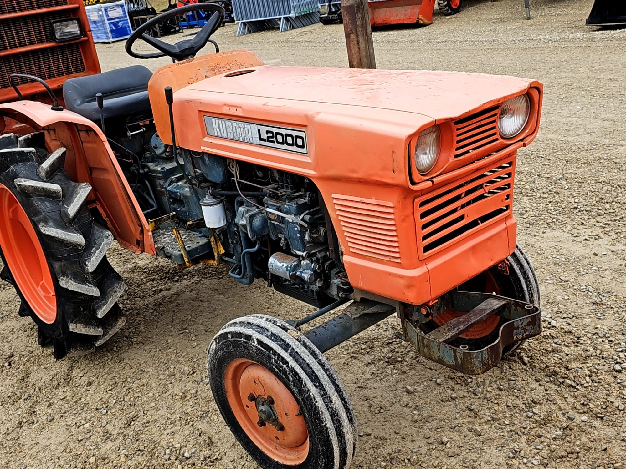 SOLD - Kubota L2000 Tractors with 735 Hrs | Tractor Zoom