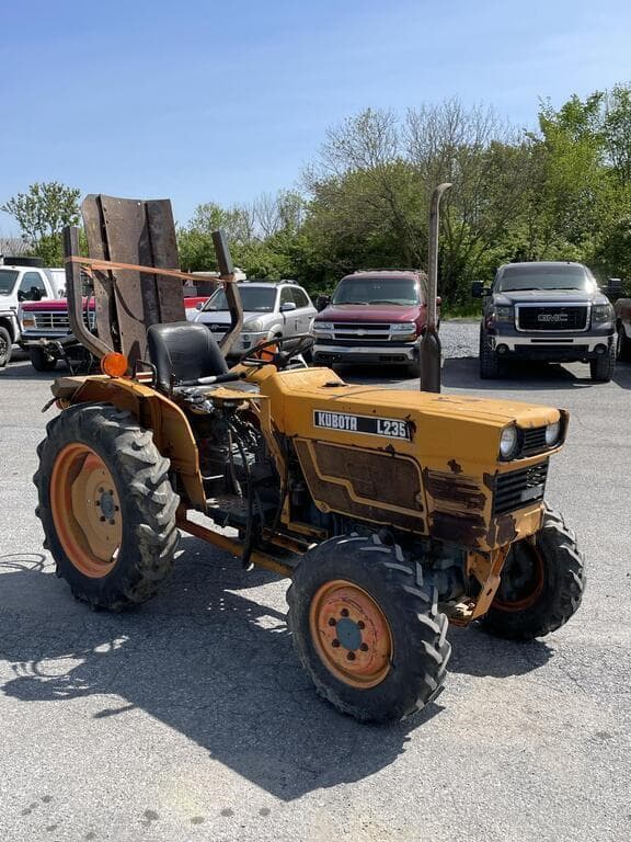 Kubota L235 Tractors Less than 40 HP for Sale | Tractor Zoom