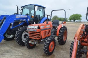 SOLD - Kubota L2350 Lot No. 1586 Tractors with 944 Hrs | Tractor Zoom