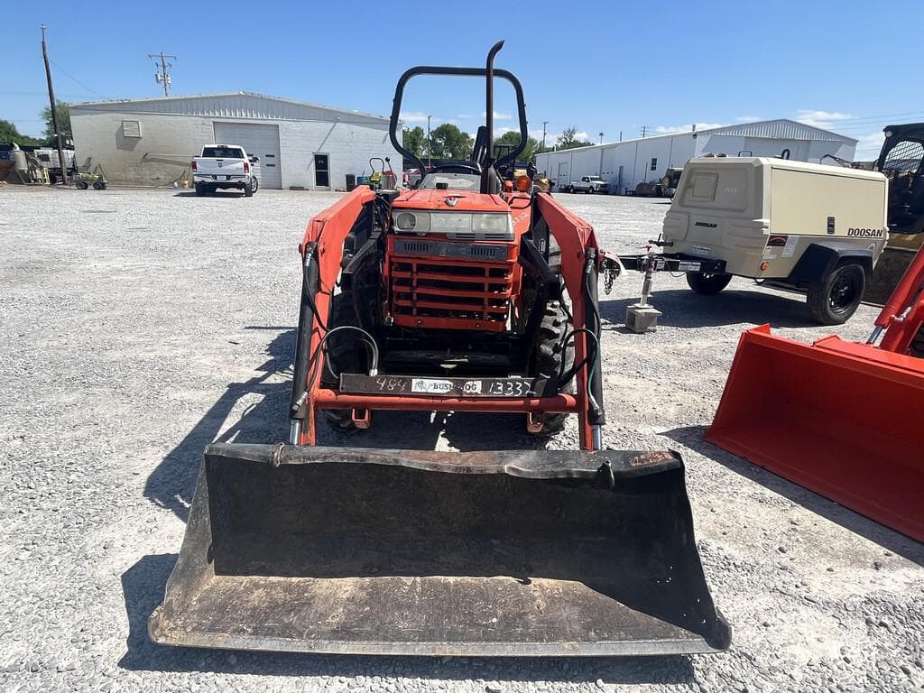Kubota L2500 Tractors Less than 40 HP for Sale | Tractor Zoom