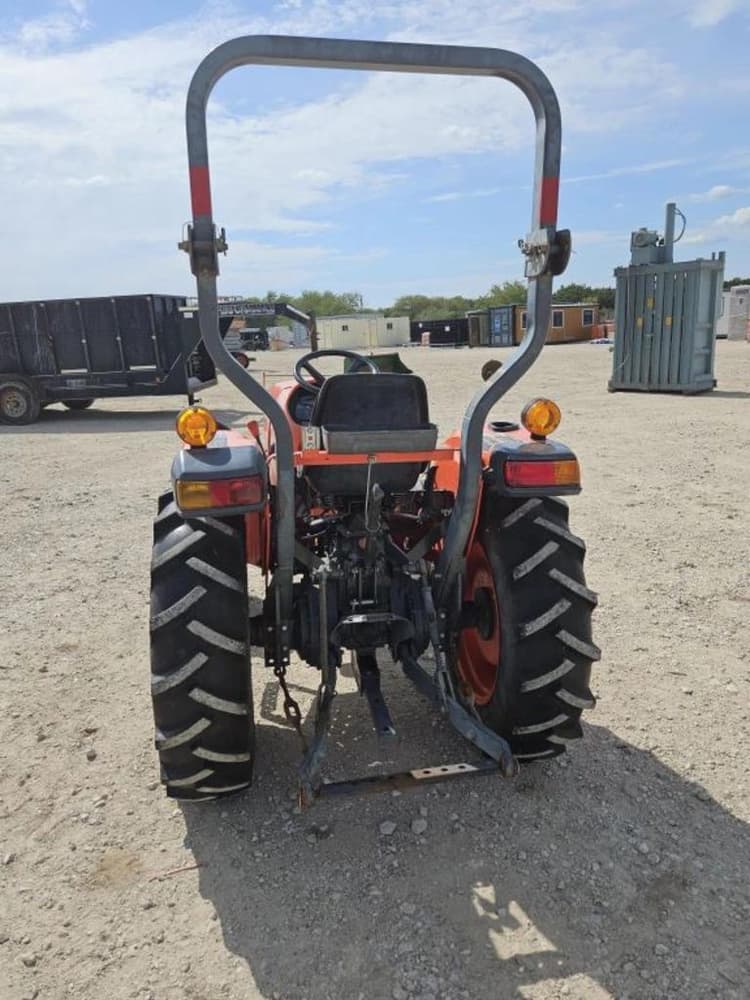 Kubota L2501 Tractors Less than 40 HP for Sale | Tractor Zoom