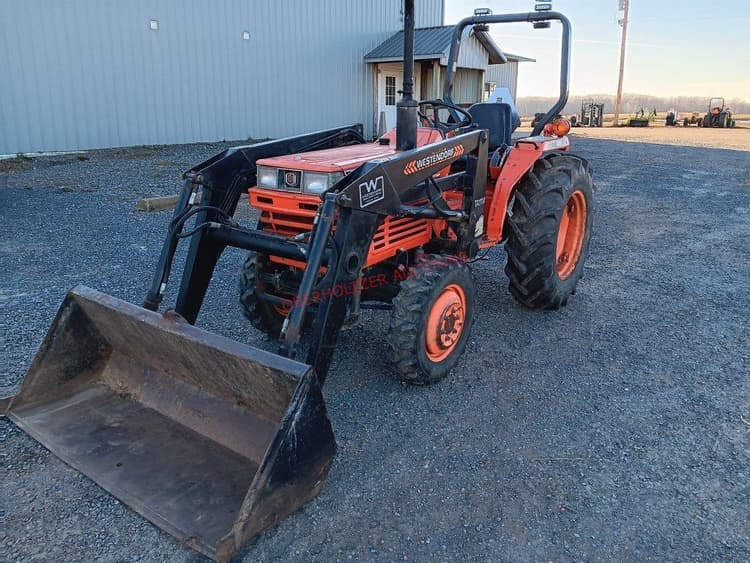 Kubota L2550 Tractors Less than 40 HP for Sale | Tractor Zoom