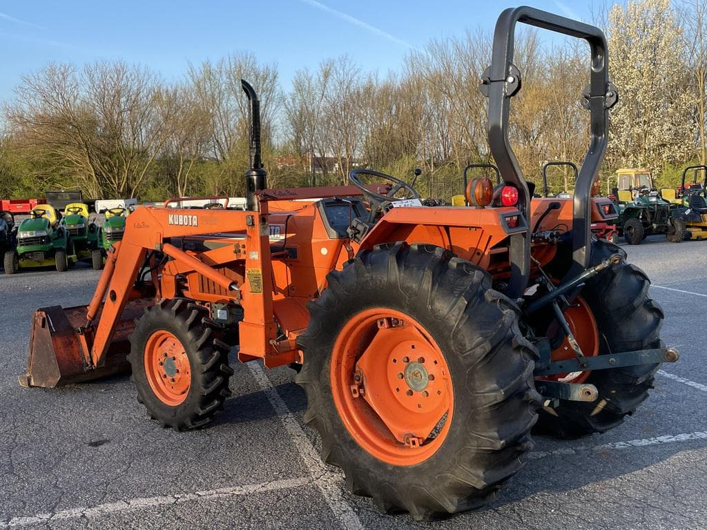Kubota L2850 Tractors Less than 40 HP for Sale | Tractor Zoom