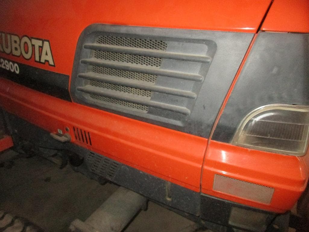 Kubota L2900 Tractors Less than 40 HP for Sale | Tractor Zoom