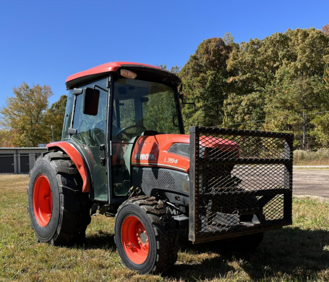 SOLD - Kubota L3940 Tractors with 814 Hrs | Tractor Zoom
