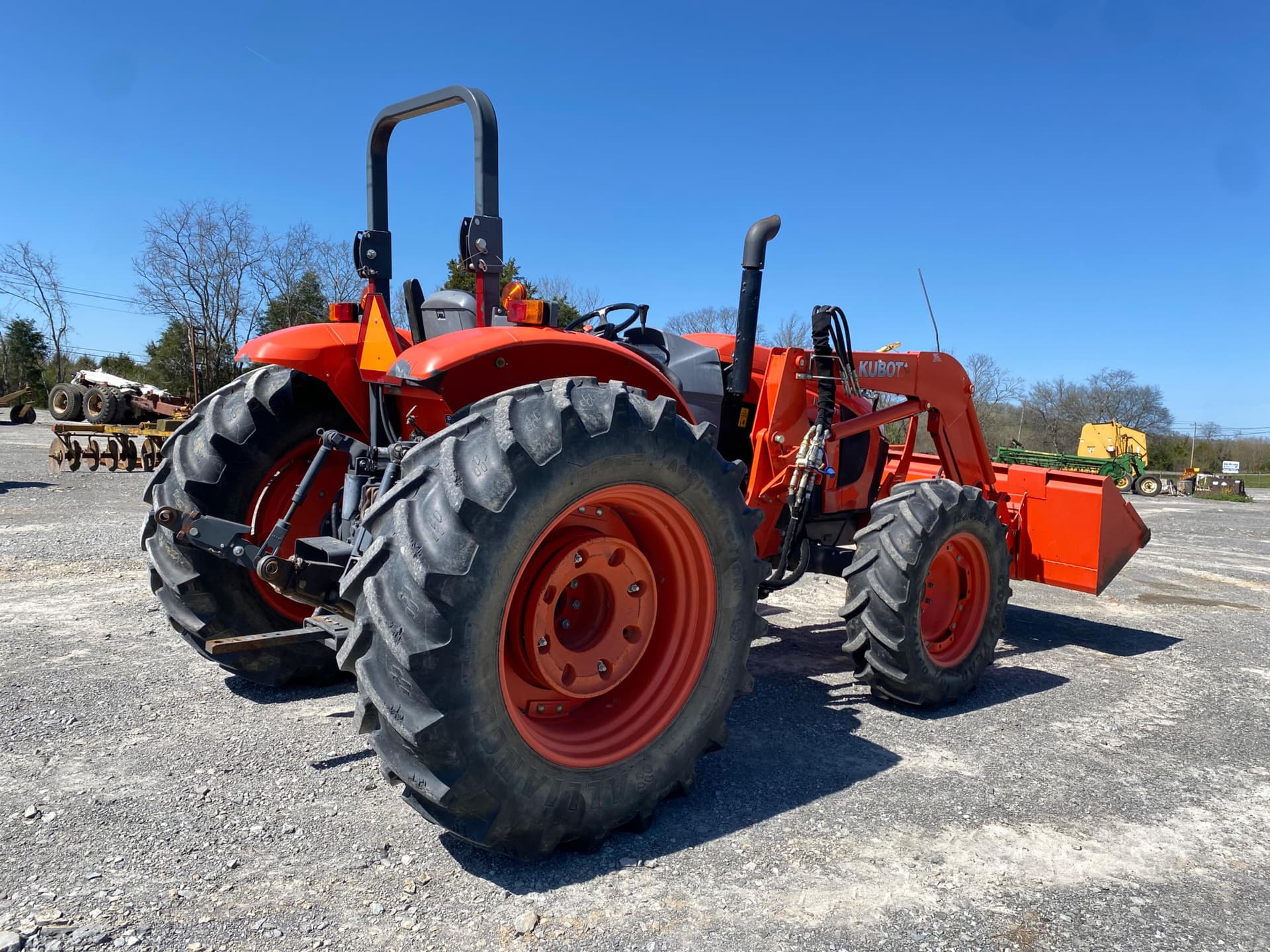 Kubota M5-111 Tractors 100 to 174 HP for Sale | Tractor Zoom