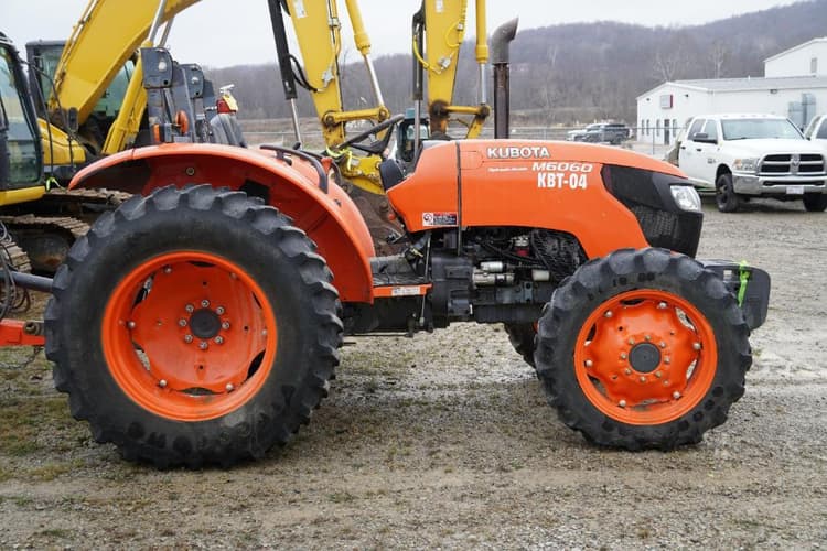 SOLD - Kubota M6060 Tractors 40 to 99 HP | Tractor Zoom