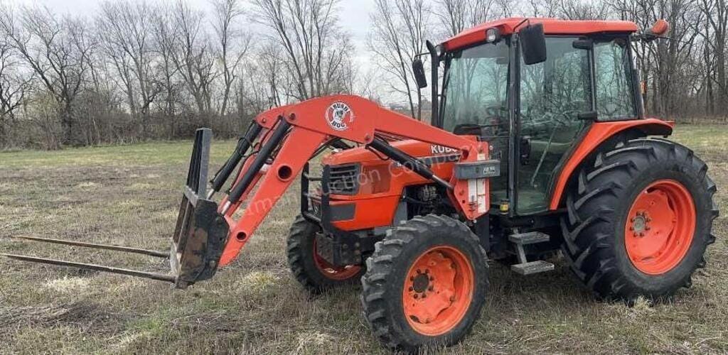 SOLD - Kubota M8200 Tractors with 3,158 Hrs | Tractor Zoom