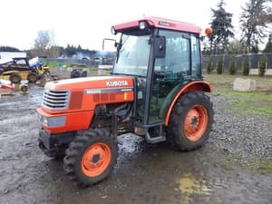 SOLD - Kubota M8200 Lot No. 3025 Tractors with 2,406 Hrs | Tractor Zoom