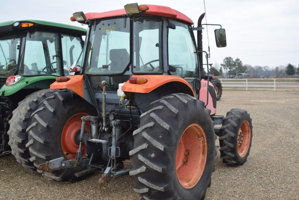 Tractor Zoom - Kubota M9540