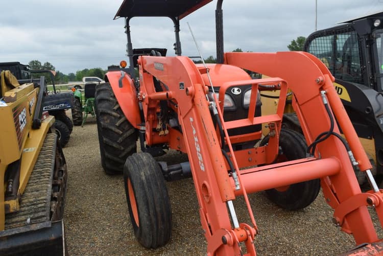 Kubota M9540 Tractors 40 to 99 HP for Sale | Tractor Zoom