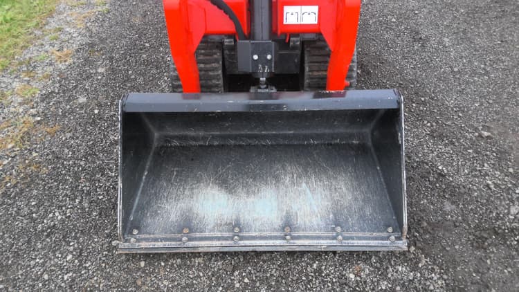 Kubota SCL1000 Construction Compact Track Loaders for Sale | Tractor Zoom