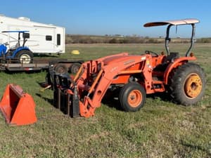SOLD - Kubota MX5100 Tractor Tractors with 833 Hrs | Tractor Zoom