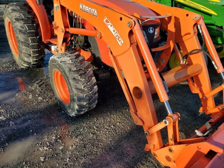 Kubota MX5800 Tractors 40 to 99 HP for Sale | Tractor Zoom