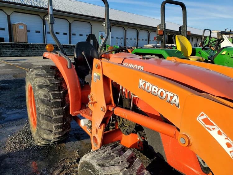 Kubota MX5800 Tractors 40 to 99 HP for Sale | Tractor Zoom