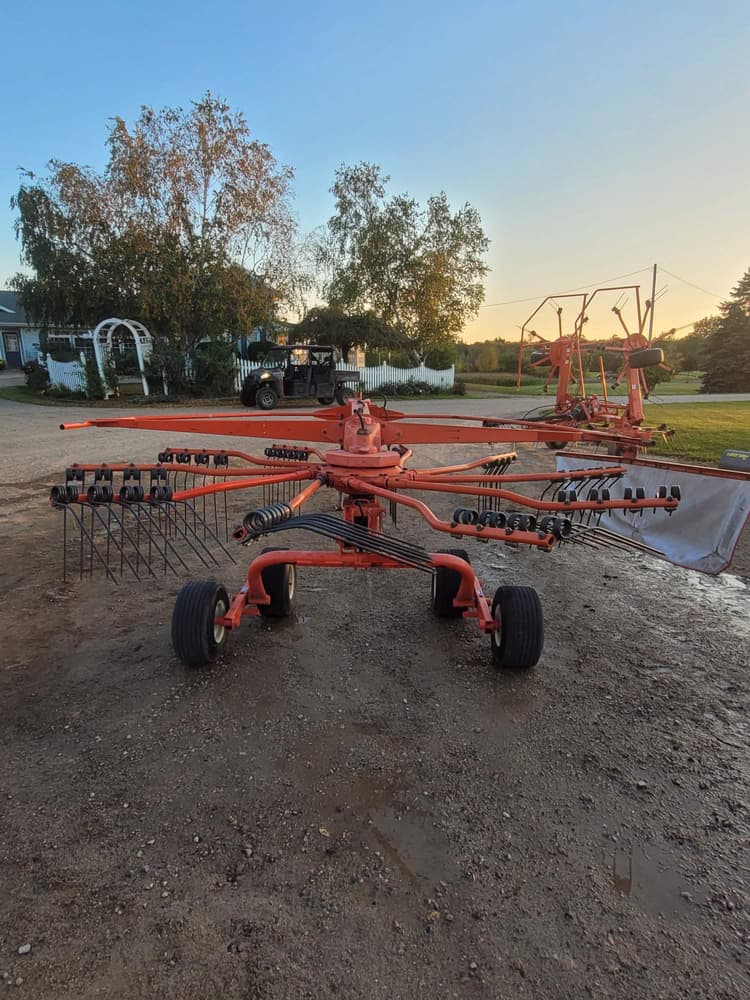 Kuhn GA4120 Hay and Forage Hay - Rakes/Tedders for Sale | Tractor Zoom