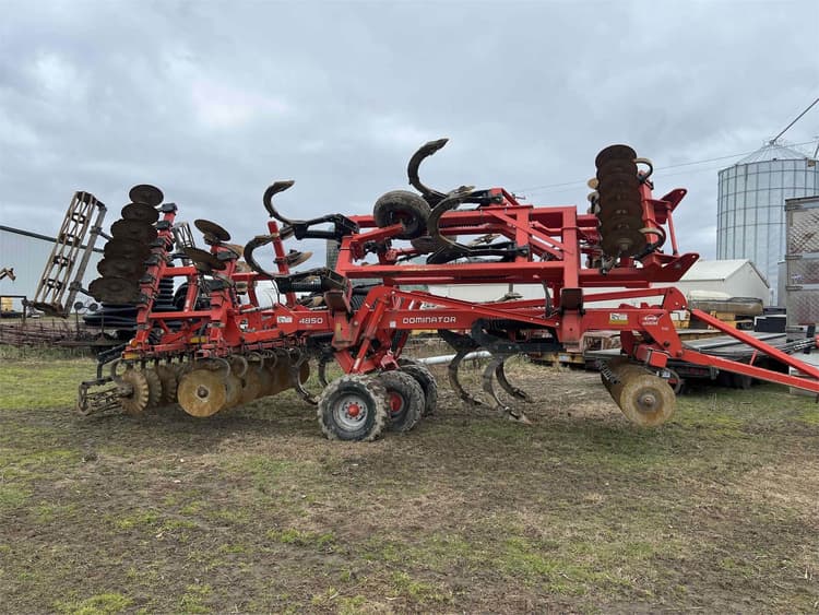 Kuhn Krause Dominator 4850 Tillage Disk Rippers for Sale | Tractor Zoom