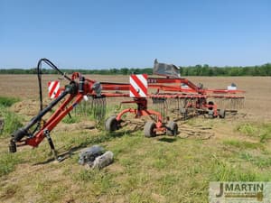 SOLD - Kuhn GA9032 Master Drive double rake Hay and Forage | Tractor Zoom