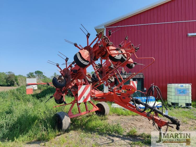 Kuhn GF10802T Hay and Forage Hay - Rakes/Tedders for Sale | Tractor Zoom