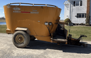 SOLD - Kuhn Knight 5144 Hay and Forage | Tractor Zoom
