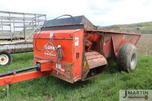 SOLD - Kuhn Knight 8114 slinger spreader Manure Handling | Tractor Zoom