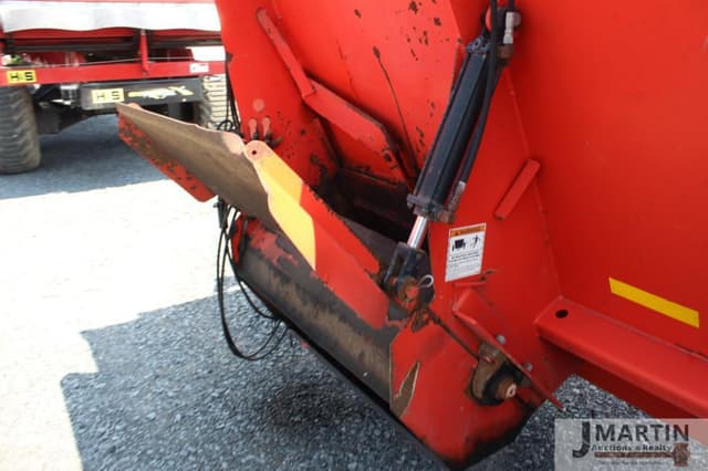 Kuhn Knight 8124 Manure Handling Manure Spreaders - Dry for Sale ...