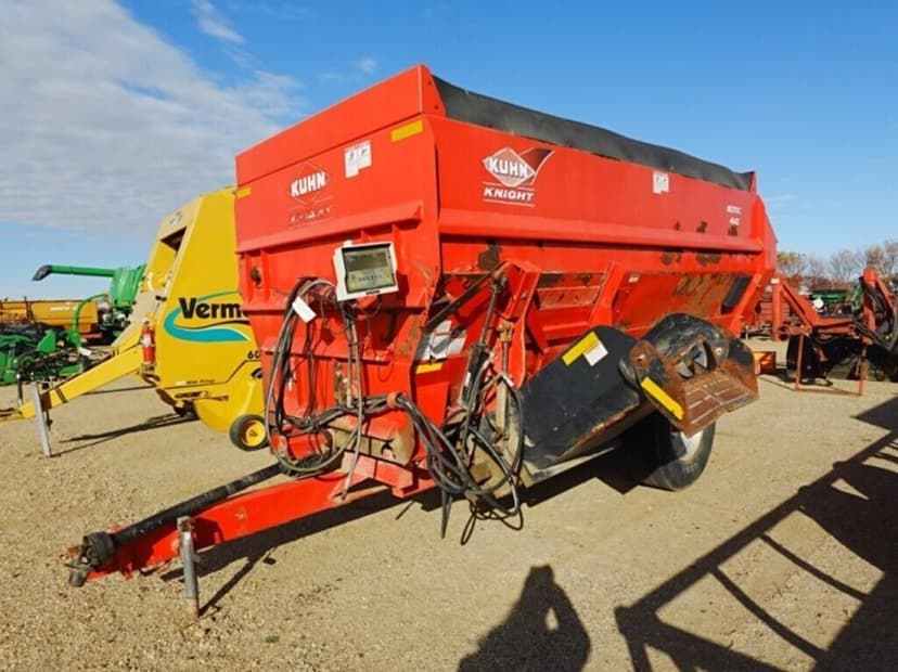 Kuhn Knight 4142 Lot No. 2979 Hay and Forage For Sale | Tractor Zoom