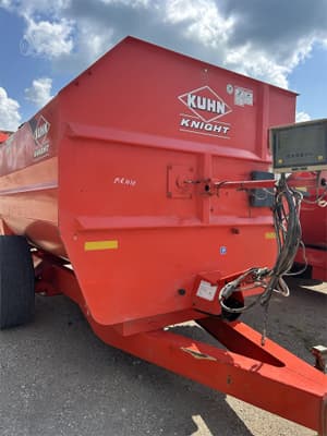 SOLD - Kuhn Knight RA136 Stock No. MR1010 Hay and Forage | Tractor Zoom