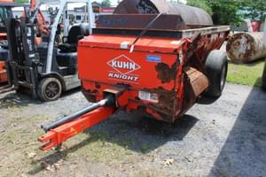 SOLD - Kuhn Knight slinger 8110 manure spreader Manure Handling | Tractor Zoom