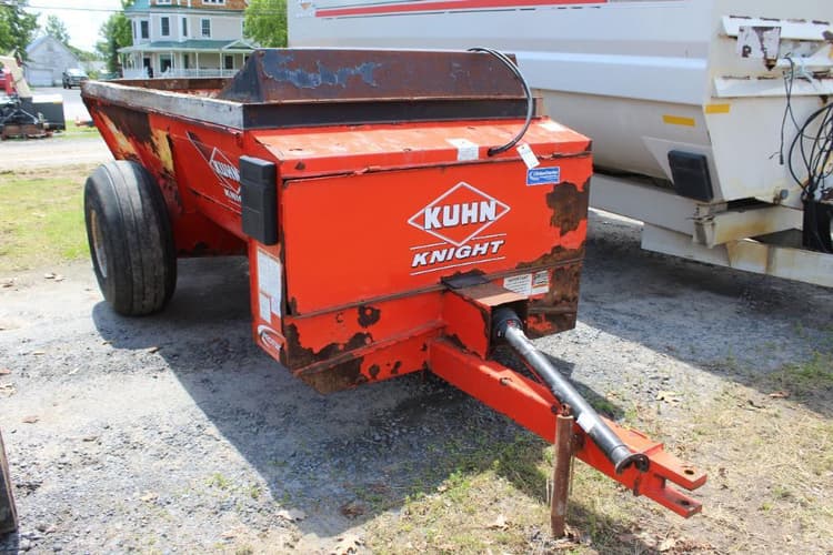 Kuhn Knight 8110 Manure Handling Manure Spreaders - Dry for Sale ...