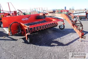 SOLD - Kuhn Maxx MM300 hay merger Hay and Forage | Tractor Zoom