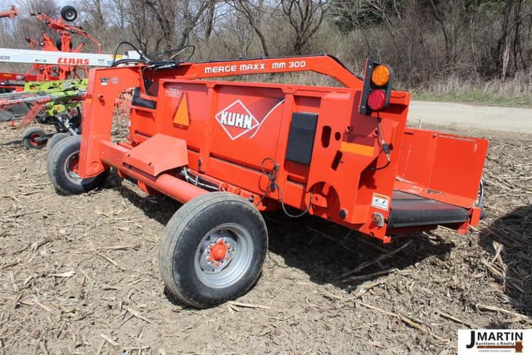Kuhn Merge-Maxx 300 Hay and Forage Hay - Mergers for Sale | Tractor Zoom