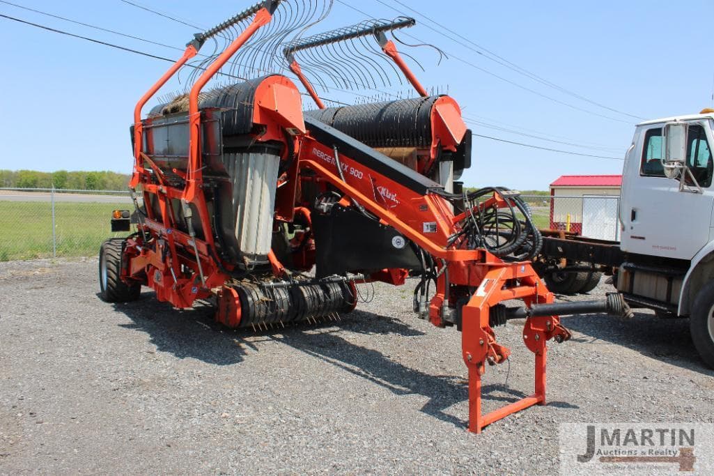 Kuhn Merge-Maxx 900 Hay and Forage Hay - Mergers for Sale | Tractor Zoom