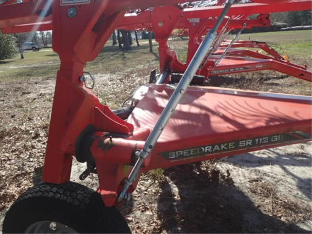 Tractor Zoom - Kuhn SR112GII