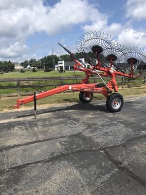 SOLD - Kuhn SR108 GII Stock No. 26010621 Hay and Forage | Tractor Zoom