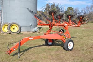 SOLD - Kuhn SR110 Speed Rake 10-wheel hay rake Hay and Forage | Tractor ...