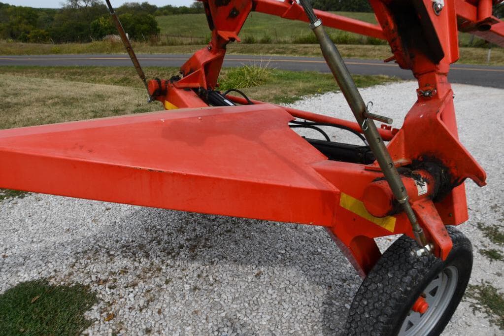 Kuhn SR110 Hay and Forage Hay - Rakes/Tedders for Sale | Tractor Zoom