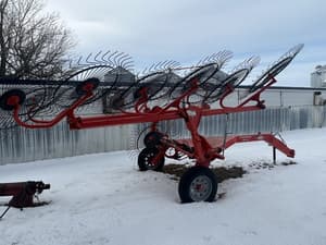 SOLD - Kuhn SR112 Stock No. 849884 Hay and Forage | Tractor Zoom