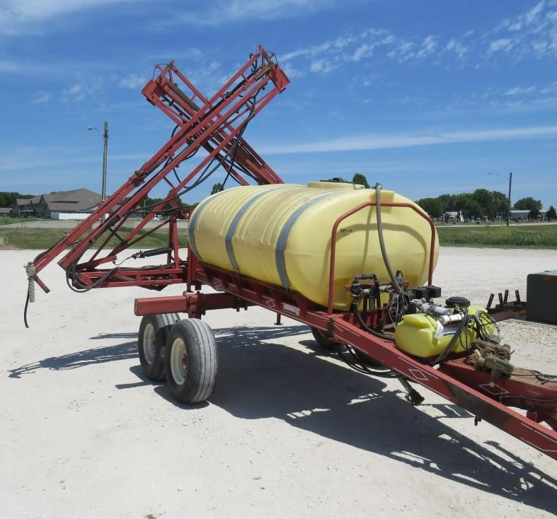 SOLD - Kuker 750 Chemical Applicators with 750 Gal | Tractor Zoom