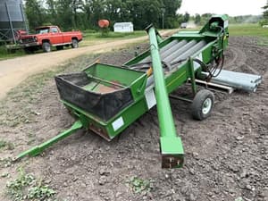 SOLD - Kwik-Kleen 572 5-tube grain cleaner Harvesting | Tractor Zoom