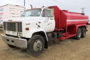 SOLD - 1988 GMC 7000 Lot No. 23181 Other Equipment with --- mi | Tractor Zoom