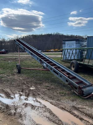 SOLD - Kewanee 500 Lot No. 3867385 Harvesting with --- Ft | Tractor Zoom